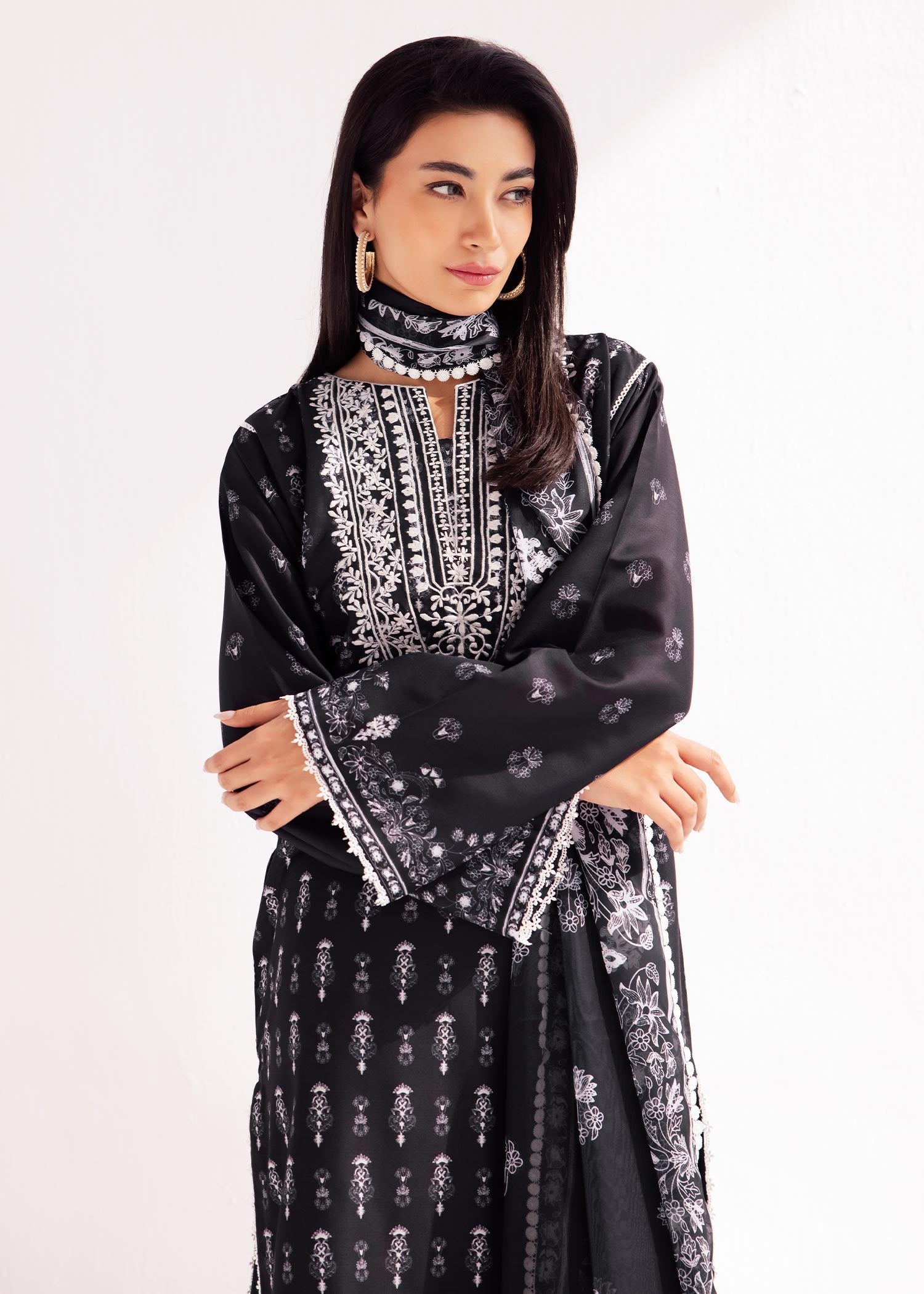 GHAZAL – Parizad Official