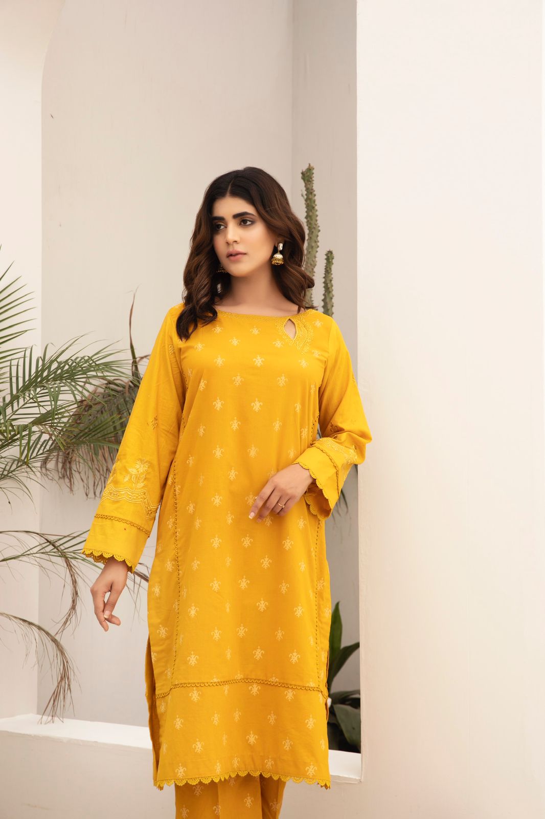 Zard – Parizad Official